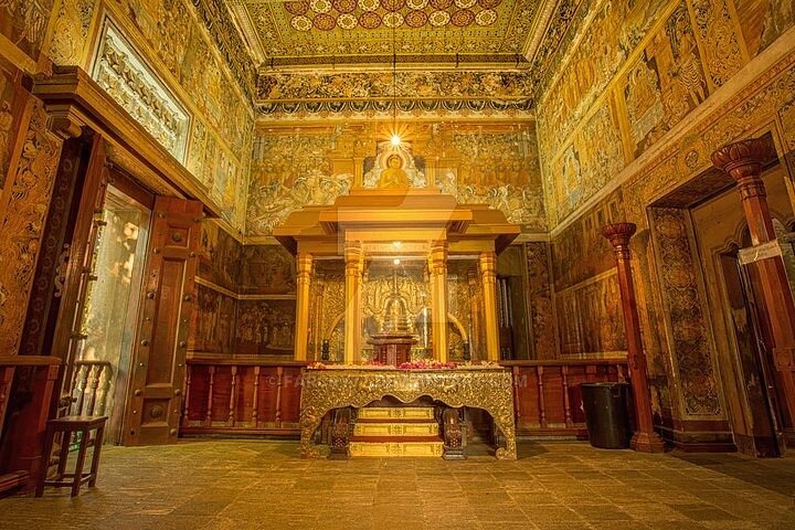 Colombo port passenger terminal shore excursions -Kelaniya temple