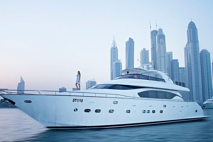 Exclusive Luxury Yacht Ride