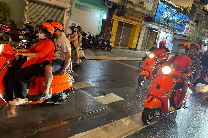 Female Riders Vespa Night Street Food + Train Street food 4 Hours