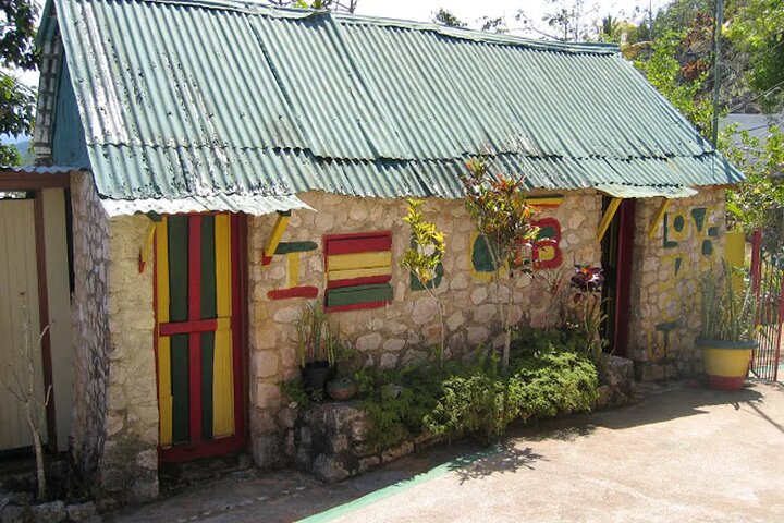 Bob Marley's Spirit of Reggae - The Nine Miles Experience