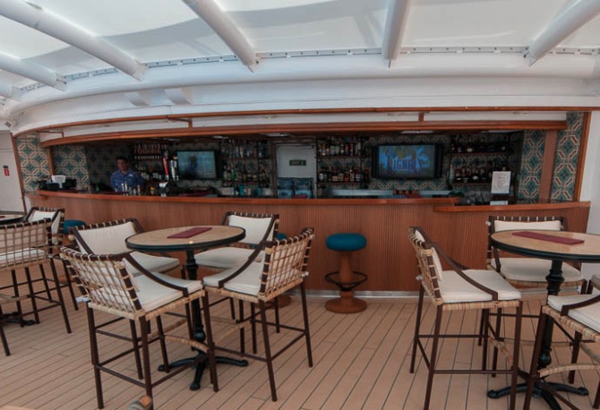 Signals Bar - Disney Wonder Disney Cruise Line | Gangwaze