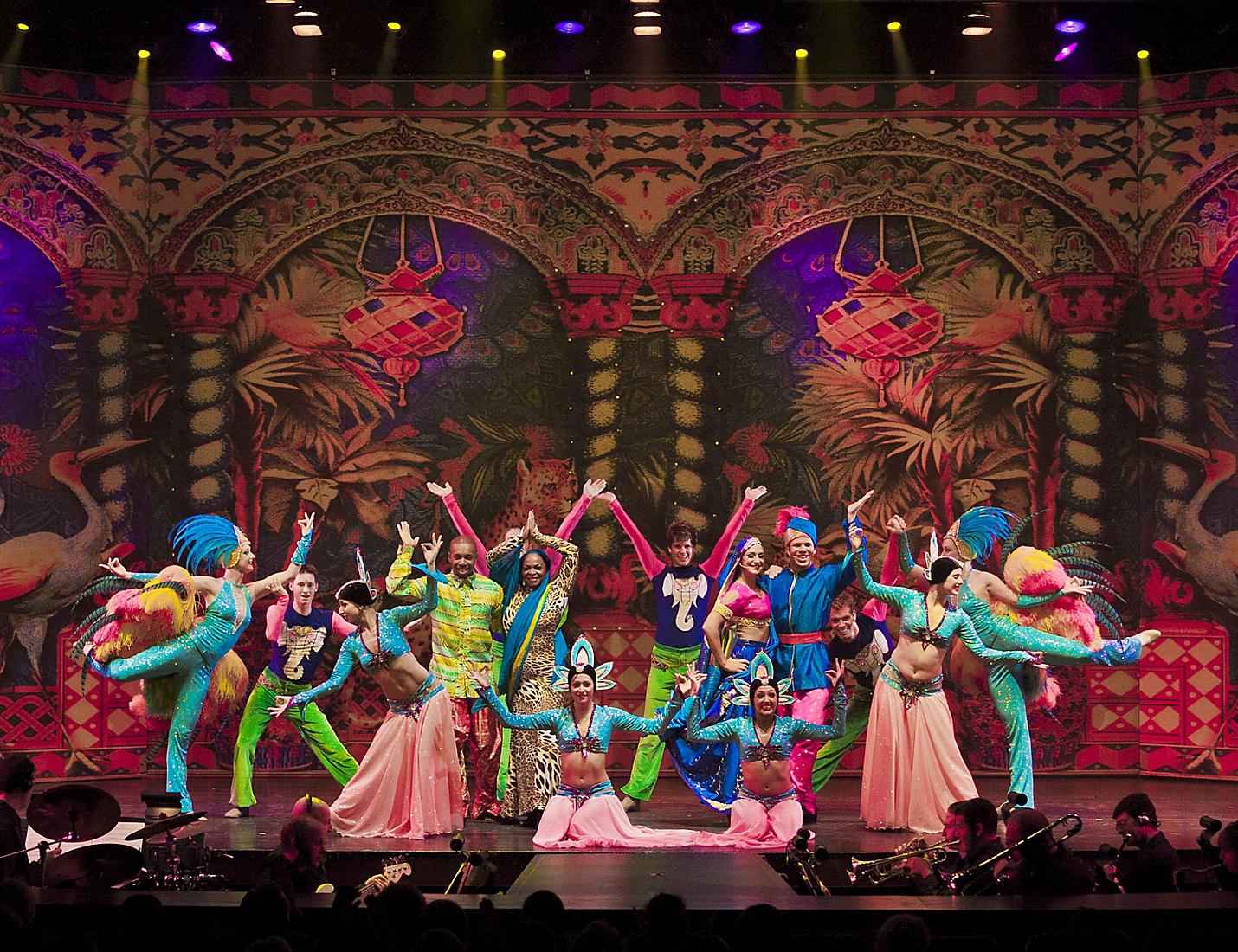 Music In Pictures - Voyager of the Seas Royal Caribbean Cruise Line ...