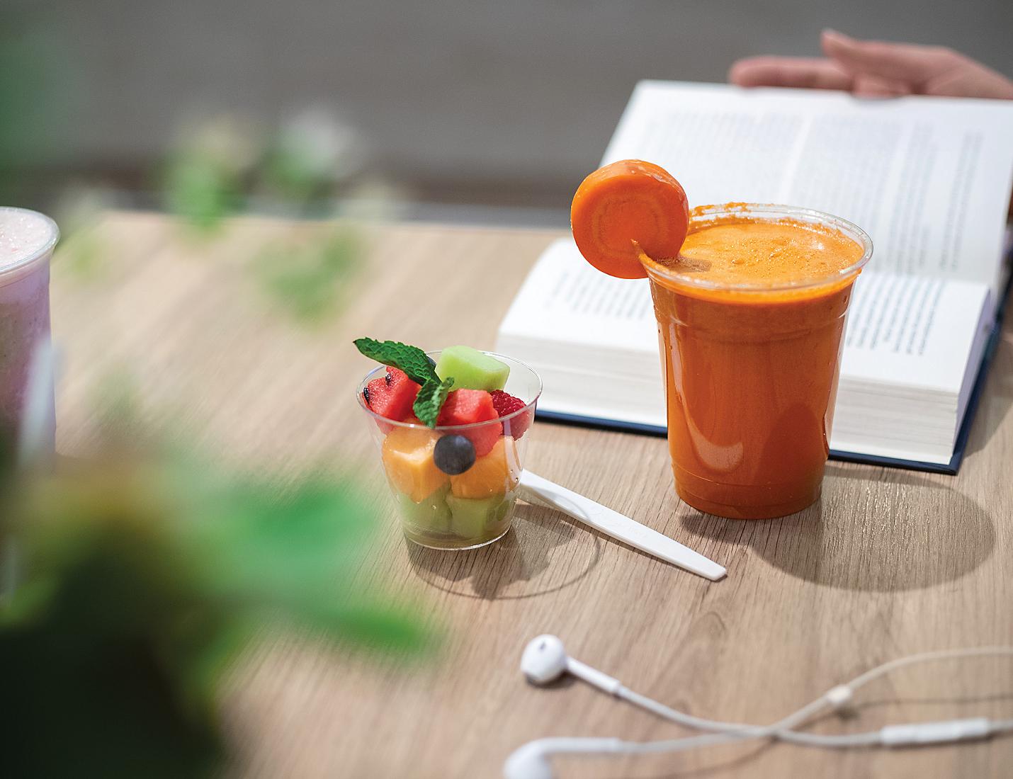 Vitality Café - Wonder of the Seas Royal Caribbean Cruise Line | Gangwaze
