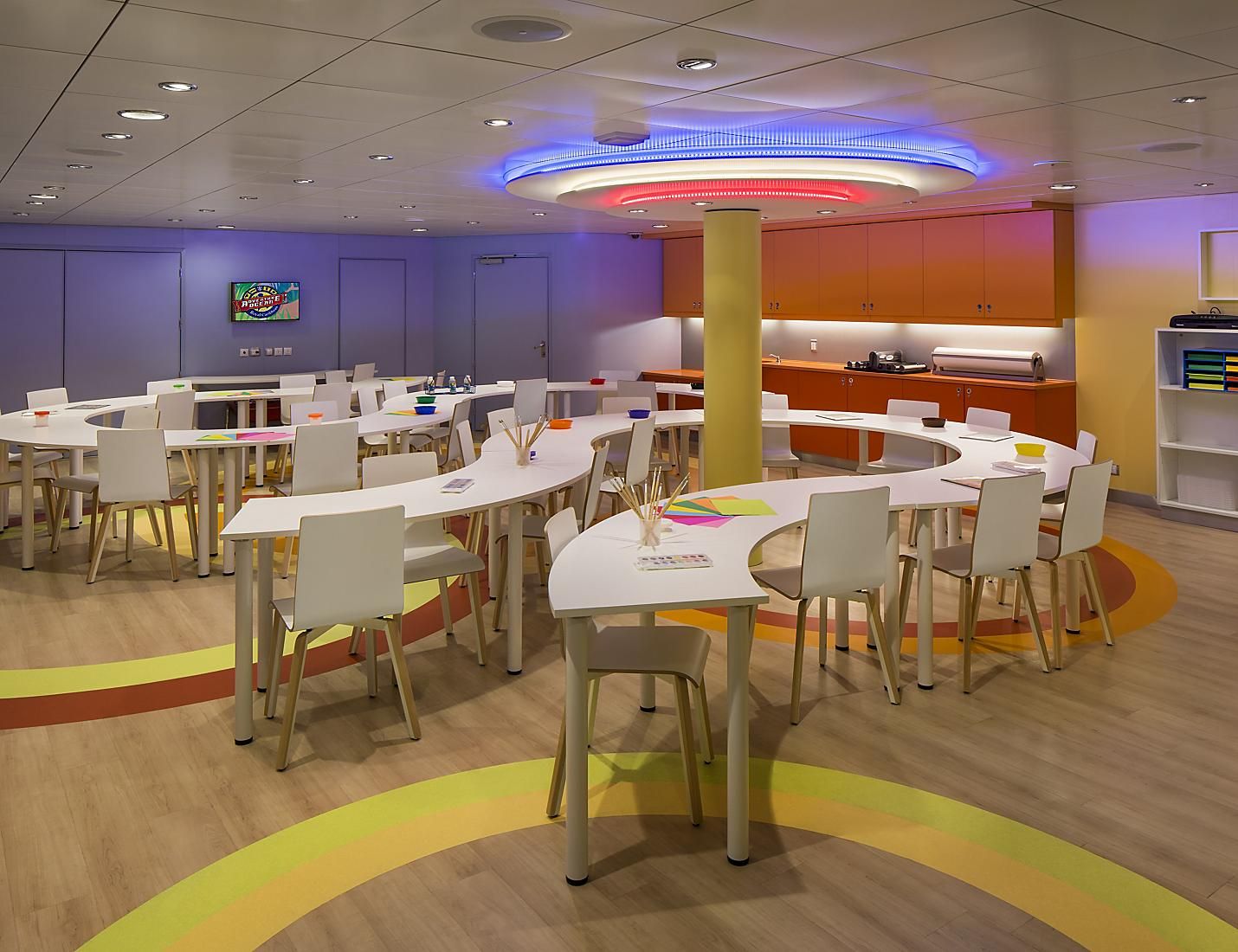 Imagination Studio - Allure of the Seas Royal Caribbean Cruise Line